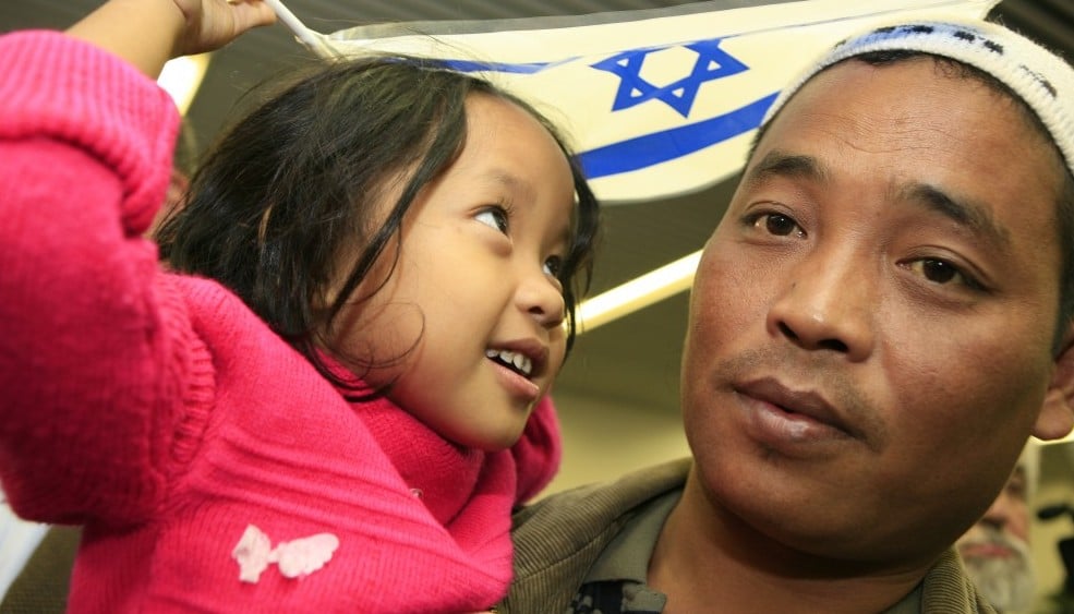 The Blogs: Indian Jews from the Lost Tribe of Menashe Land in Israel ...