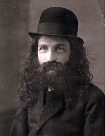 The Blogs: HaRav HaNazir, ZT"L-: The Scroll Of War And Peace | Itzchak ...