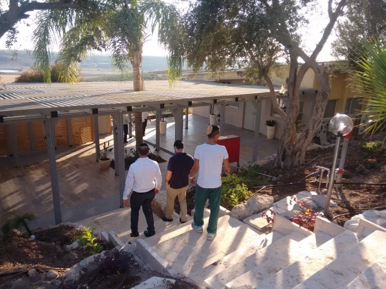 The Blogs: Talking about addiction in Jewish spaces | Katriel Reichman ...