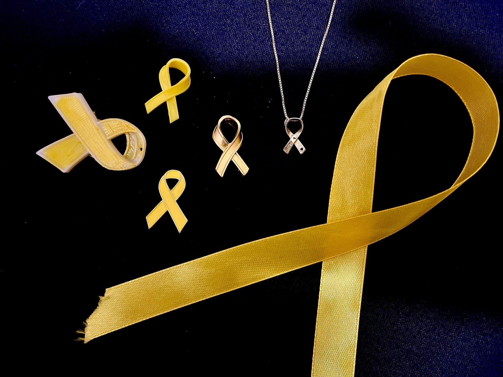 The Blogs: Wearing the hostage pin | Shira Pasternak Be'eri | The Times ...