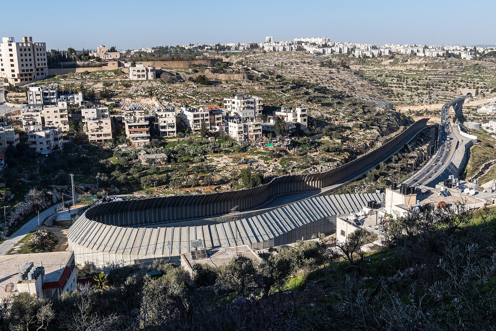 The Blogs: What the Red Signs of the West Bank Really Say about Peace ...