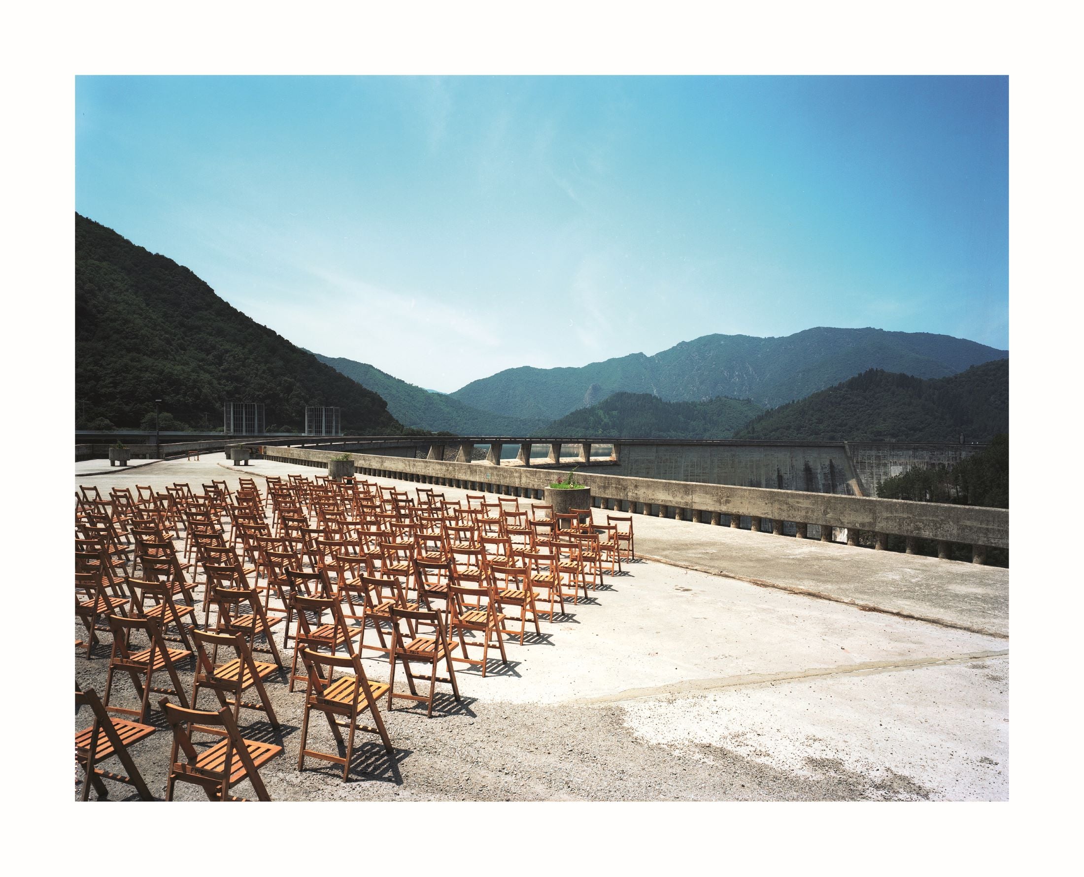 The Blogs: MIRA – A Delightful Alternative to Photo Paris | Simone ...