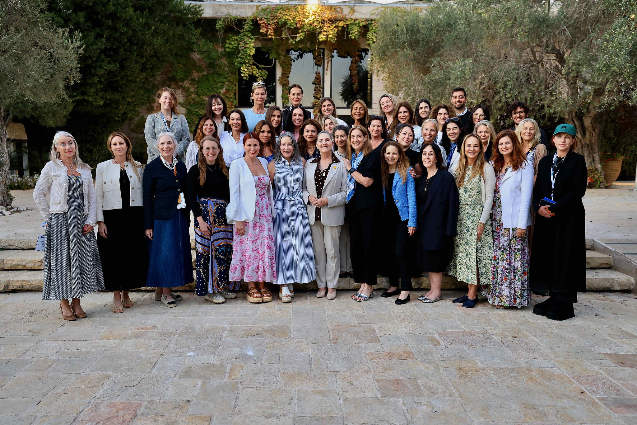 The Blogs: Aliza Licht Leads 35 Women Executives on ‘Extraordinary ...