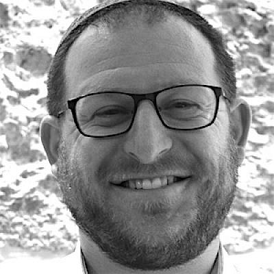The Blogs: Schoolwide Tefilla Engagement -- Is it attainable? | Ariel ...