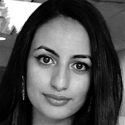 The Blogs: Why Everyone is Obsessed with Wonder Woman and Why you ...