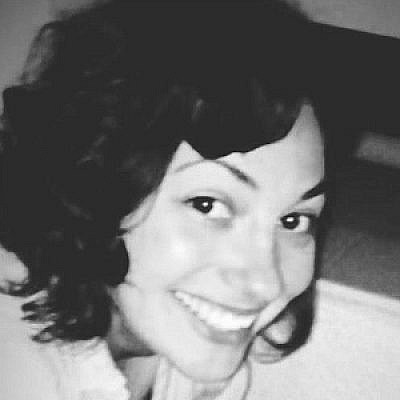 Geula Geurts, at The Blogs