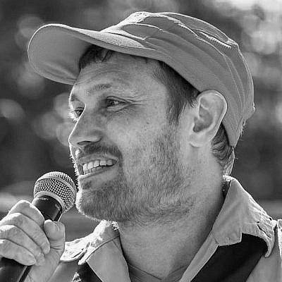 Dor Posner, at The Blogs