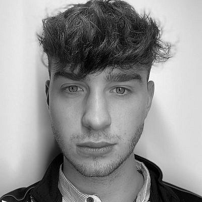 Jamie O'Mahony, at The Blogs