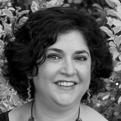 Lisa Kainan, at The Blogs