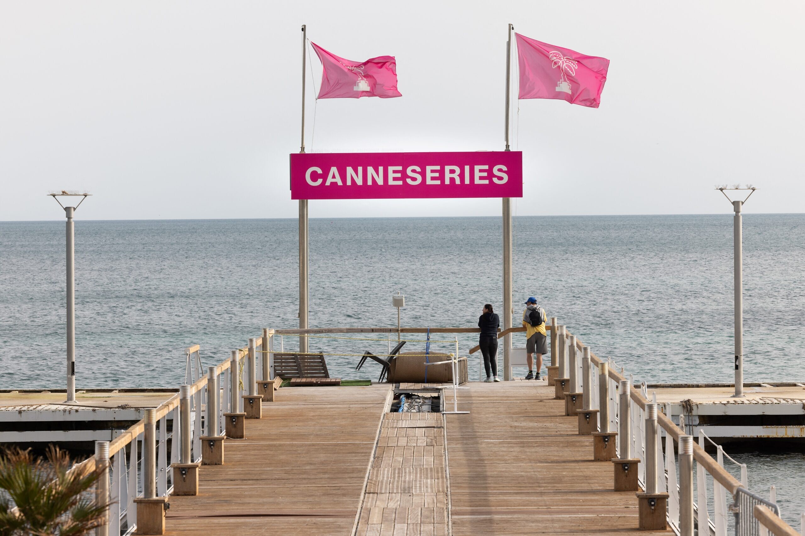 Canneseries couronne la série allemande "The Zweiflers" - The Times of ...