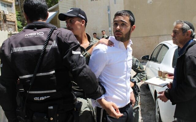 Selon le rabbin de la police, les Haredim déserteurs qui portent ...