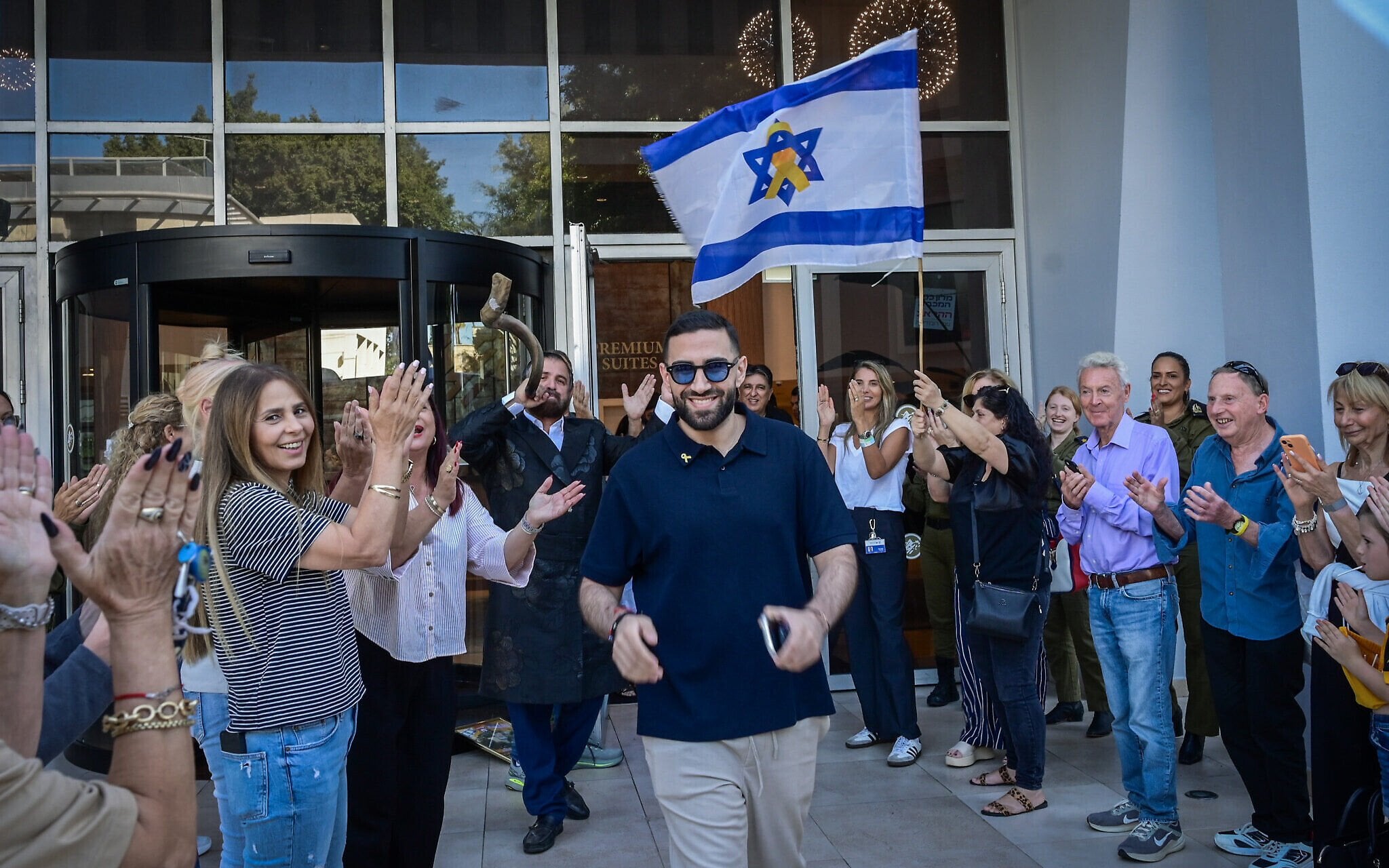 "Tout ça à cause de Ben Gvir" : l'ex-otage Segev Kalfon évoque les ...