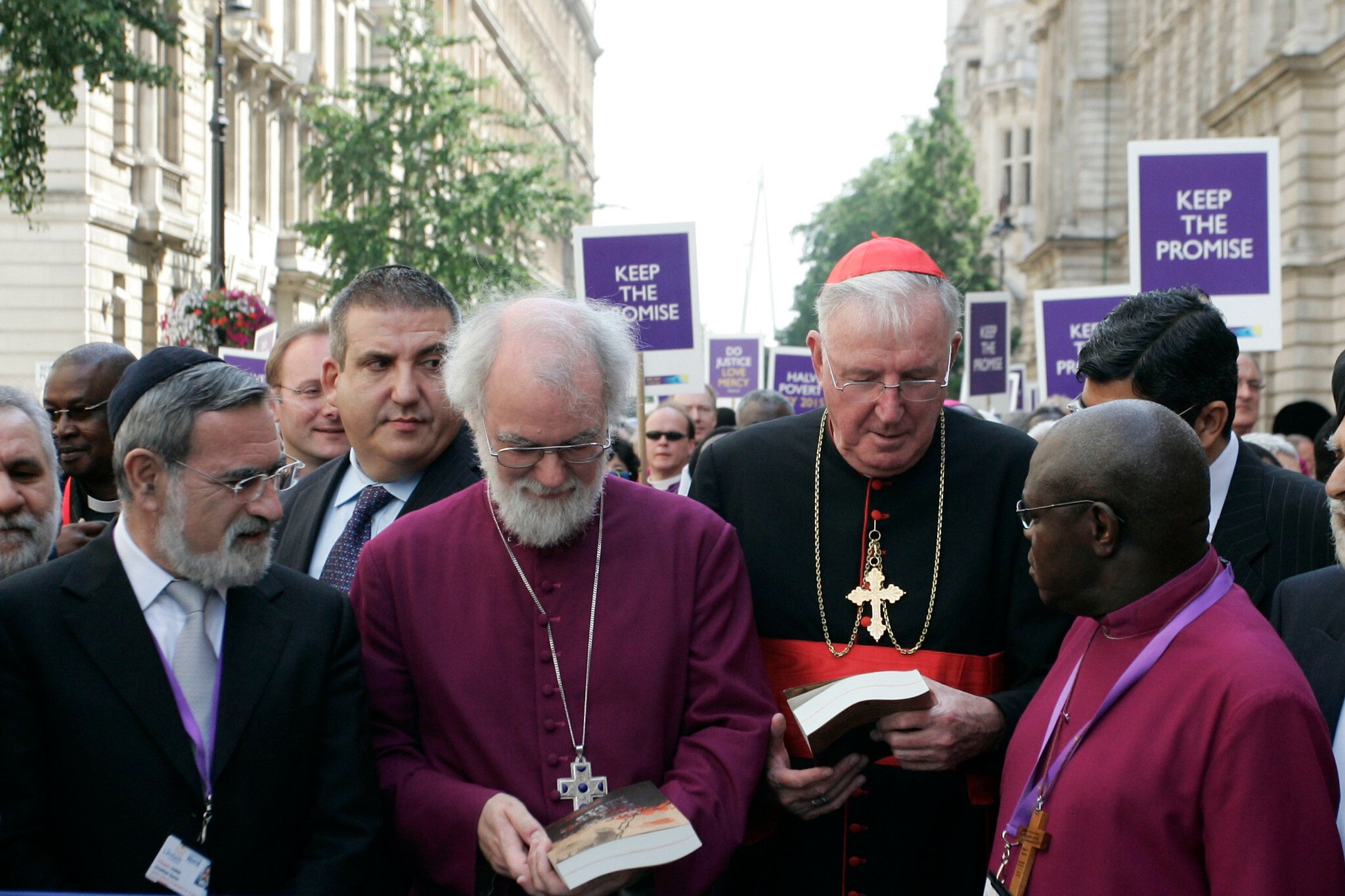 Un cours en ligne vise à propager la philosophie du rabbin Sacks à l ...