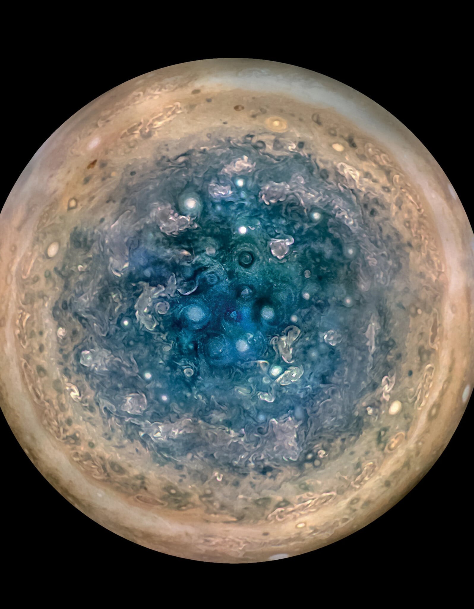 Jupiter est plus petite qu'on ne le pensait, selon des scientifiques ...