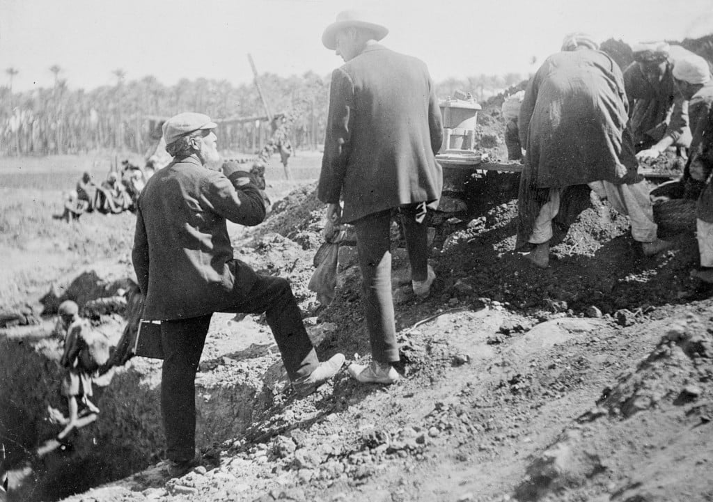 A crowd turns out to honor (most of) an archaeological giant | The ...