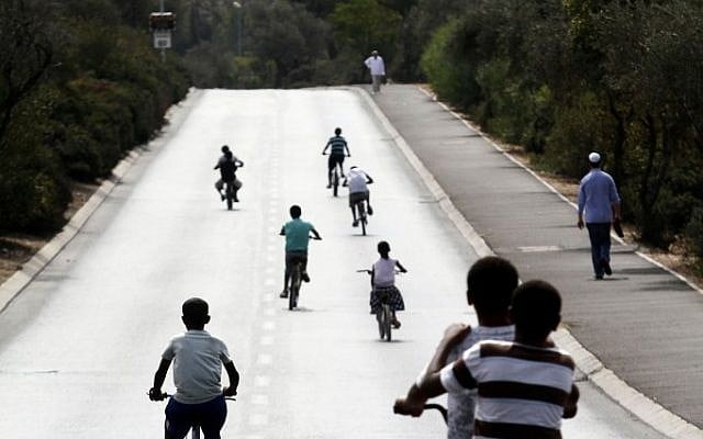 Bikes, chicks and the beach -- Yom Kippur in pictures | The Times of Israel