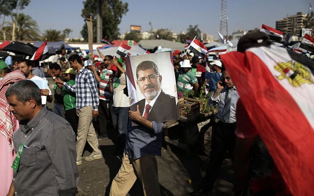Morsi ousted by army, bringing joy and fighting to Egypt's streets ...
