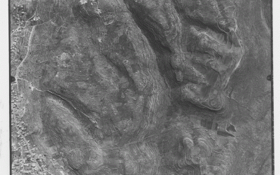 One month ahead of evacuation, Amona remains a city of two tales | The ...