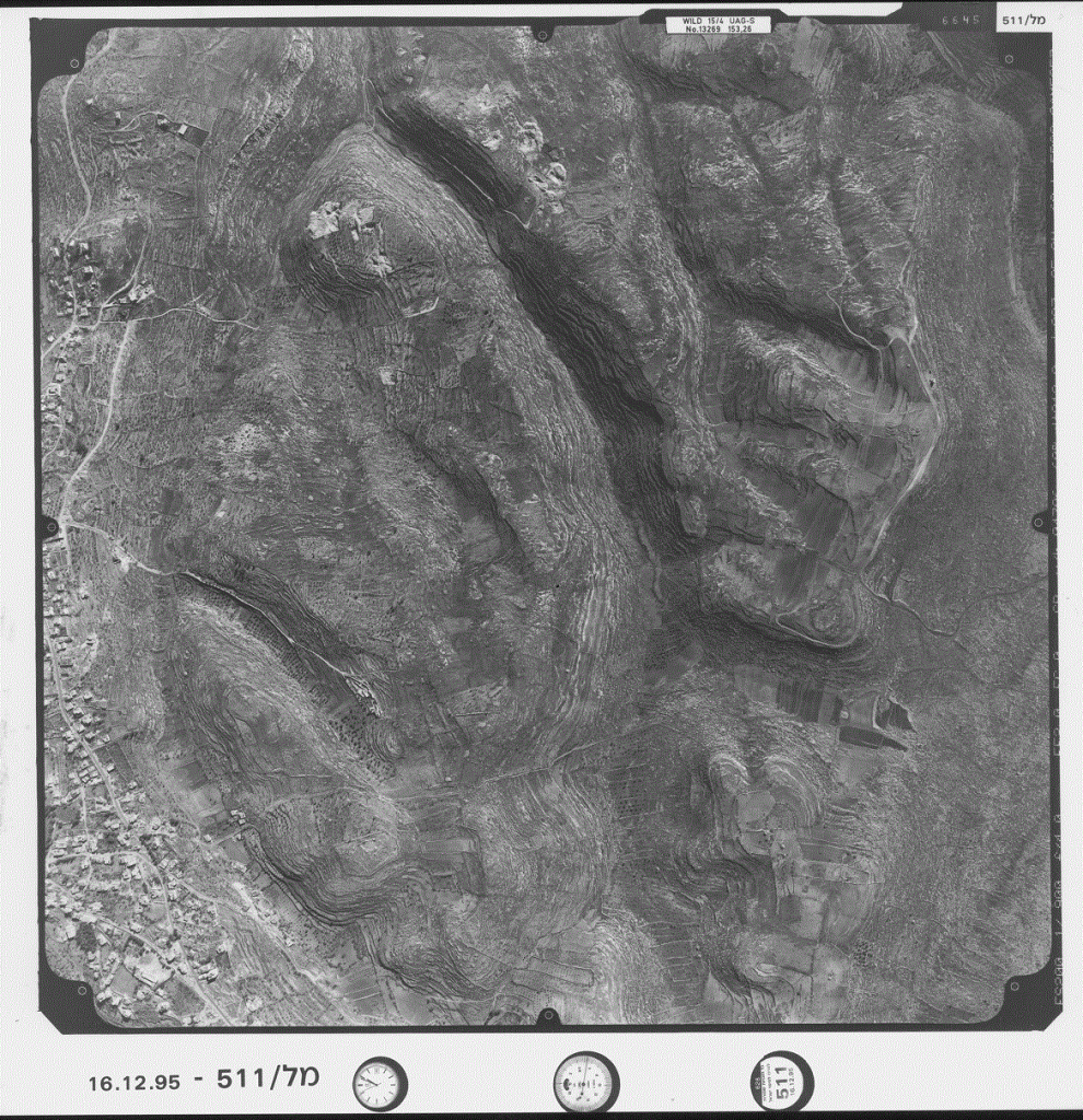 One month ahead of evacuation, Amona remains a city of two tales | The ...