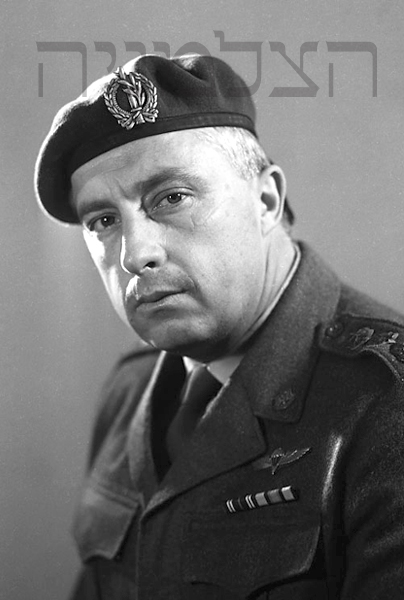 Tel Aviv photo shop freezes a changing Israel in its frames | The Times ...