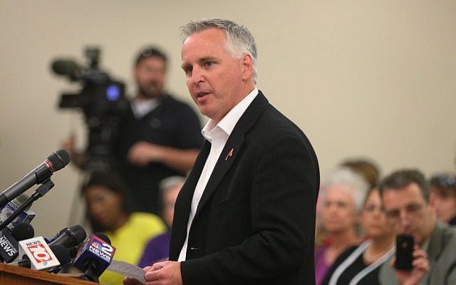 Atheist opens NY meeting where top court OK'd prayers | The Times of Israel