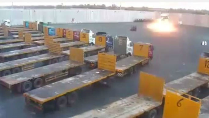 Gaza terrorists shell crossing point used to transfer supplies to Strip ...