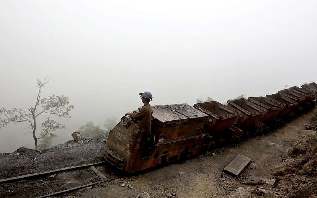 Scenes of toil from Iran's coal mines | The Times of Israel