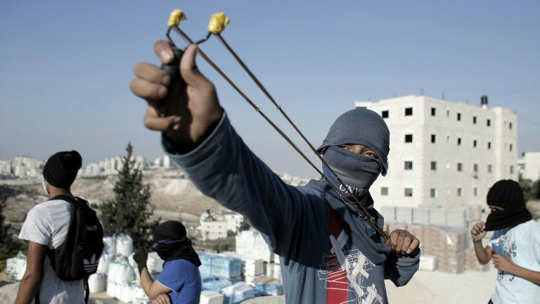 IDF fires at stone throwers in West Bank, injuring four | The Times of ...