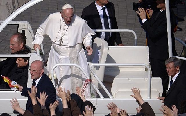 Pope urges 'no to hatred and revenge' as fighting scars Holy Land | The ...