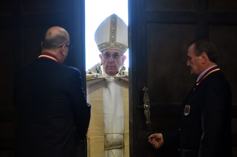 Pope opens Vatican Holy Door to start Holy Year | The Times of Israel