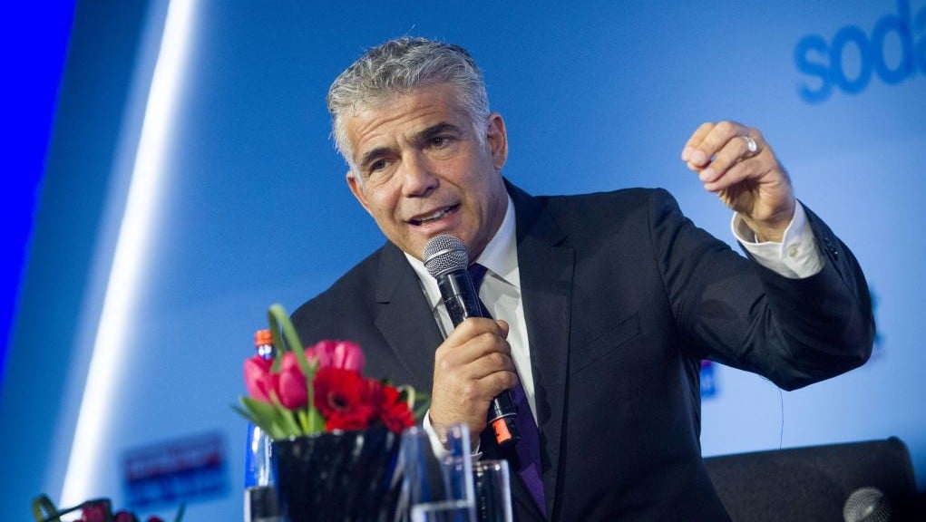 Centrist parties soar, left implodes in latest poll | The Times of Israel