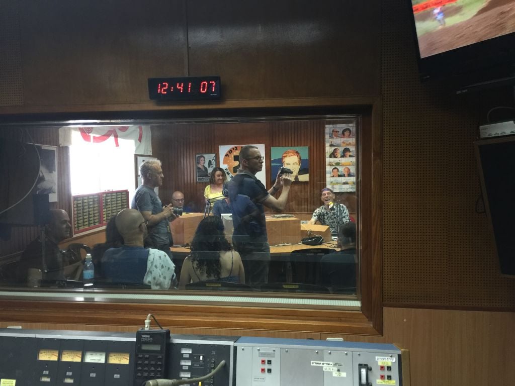 Israel Radio gives legendary DJ Tony Fyne an on-air send-off | The ...