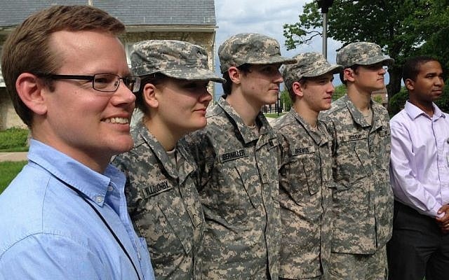 Taking cue from IDF, US Army activist fights to enlist deaf soldiers ...