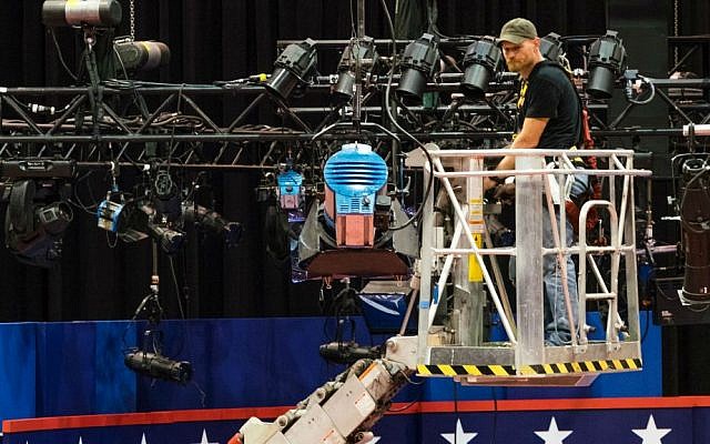 Clinton, Trump to play to their strengths in 1st debate | The Times of ...