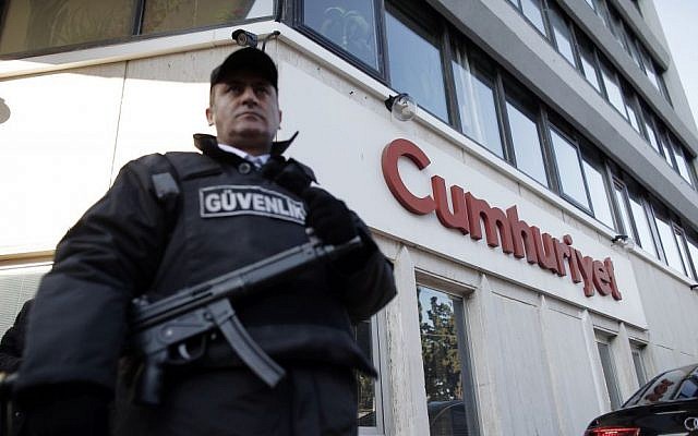 Turkey detains opposition newspaper editor, columnists | The Times of ...