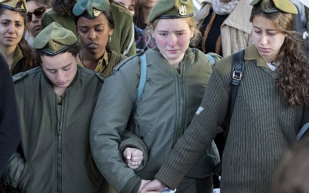 Bomb threats reported at Jewish centers across US, London schools | The ...