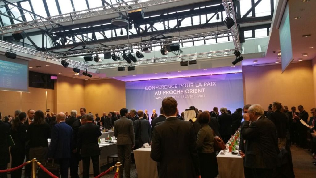 Kicking off summit, Paris says now not time to halt peace effort | The ...