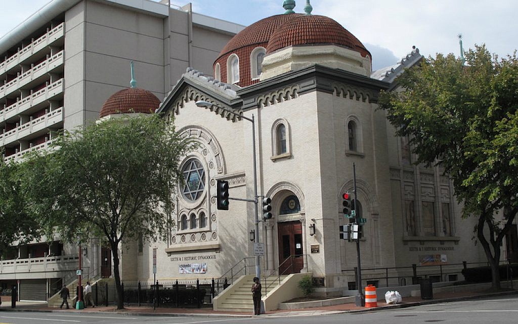 Facing inauguration and women’s march, DC synagogues split on entering ...