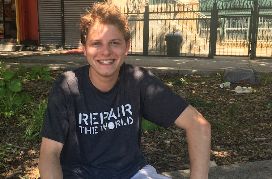 How volunteering became outreach for millennials distanced from the ...