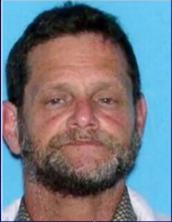 Miami cops looking for man who threatened to shoot up synagogue | The ...