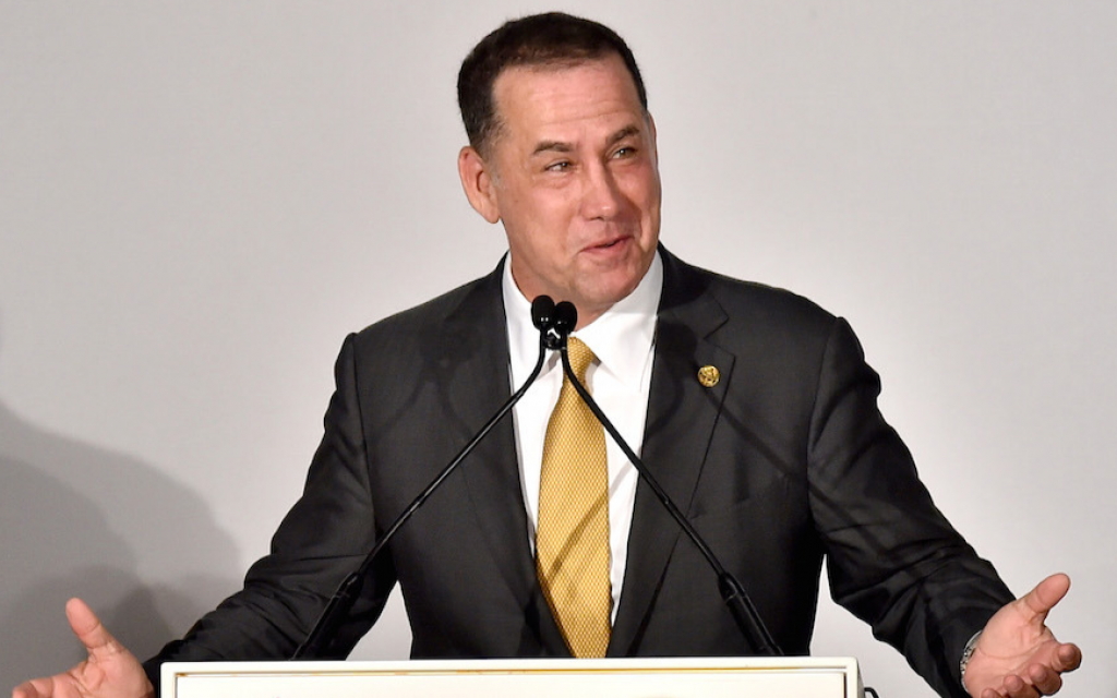 Can a Miami Jewish liberal convince 'deep south' Florida to make him ...