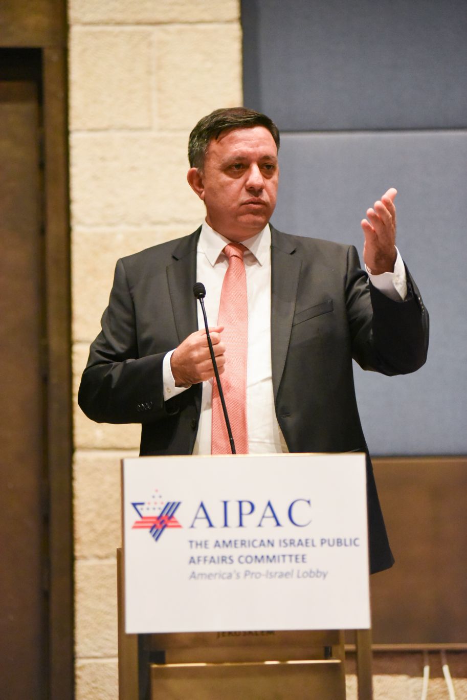 Invoking Rabin, Labor's Gabbay says he's the decisive leader Israel ...