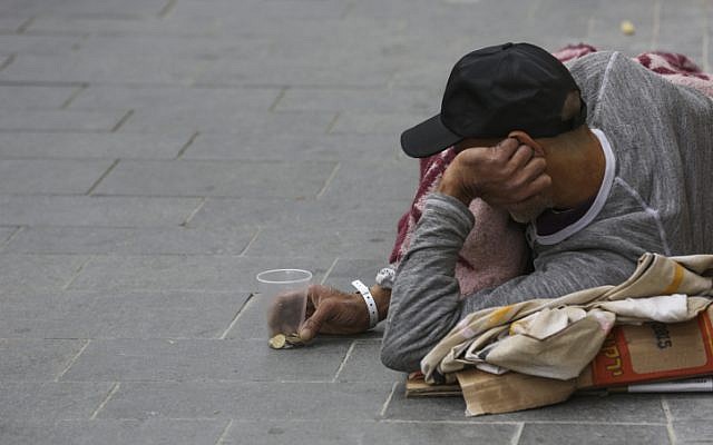 1.8 million Israelis, 842,000 of them children, under poverty line ...