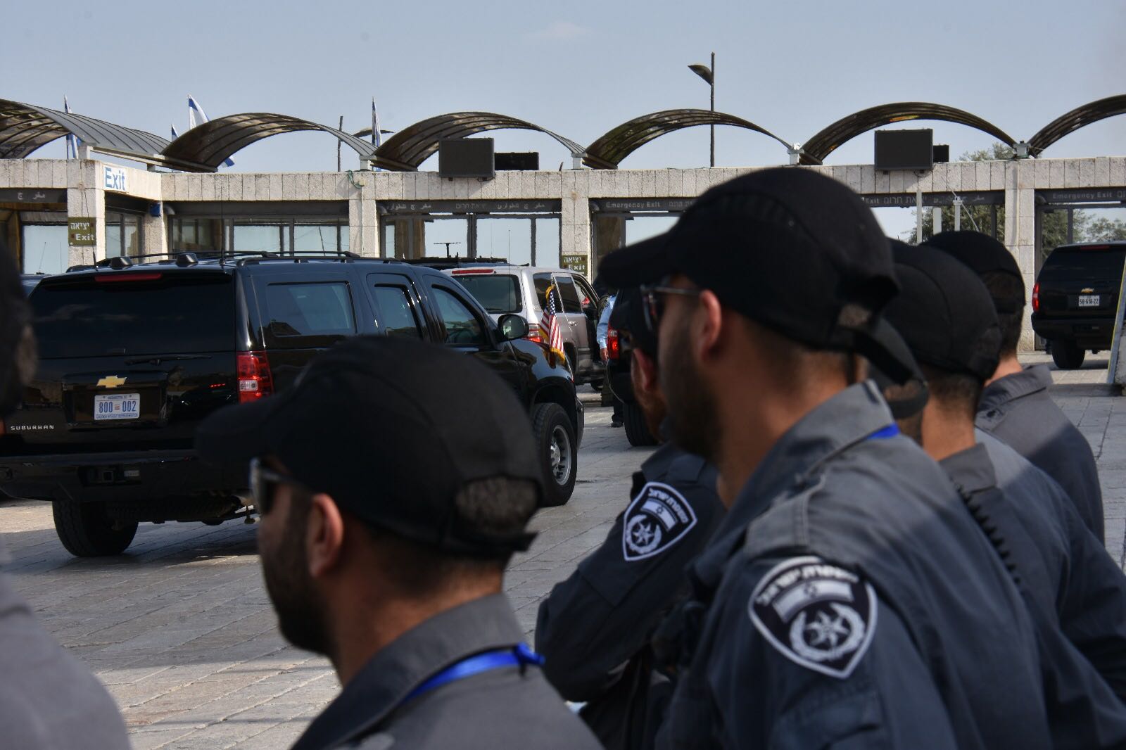 Thousands of police deploy ahead of Pence's visit to Israel | The Times ...