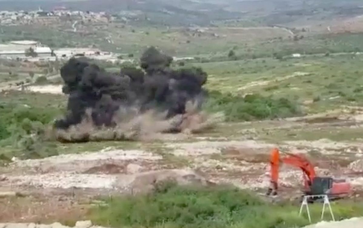 Defense Ministry clears minefield near settlement, pledges new housing ...