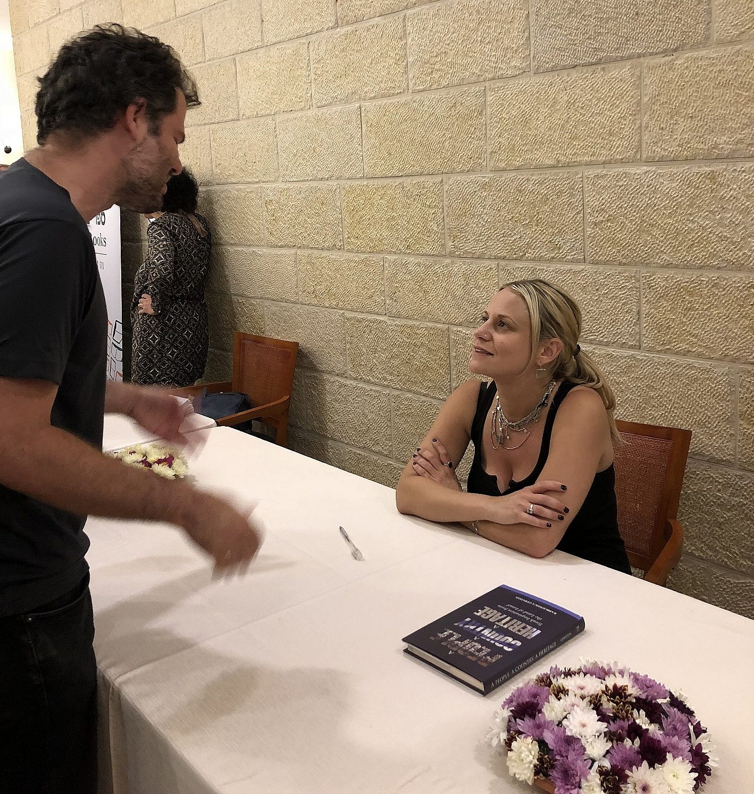 Author and social media guru emphasizes personal connection as route to ...