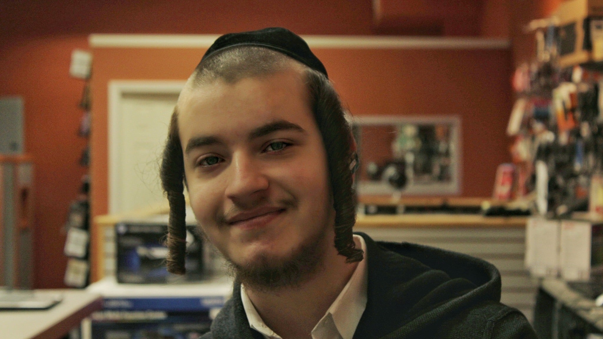 Former Satmar Hasidic Jew now tours world to expose sect's dark ...