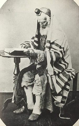 How the stereotype of Jews and money goes beyond the Pale (of ...