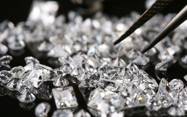 Police believe Leviev workers had diamonds smuggled into Israel in ...