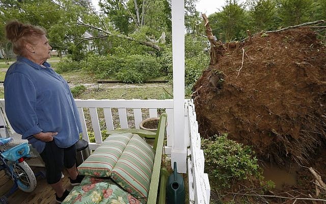 Strong storms in US south kill at least 8, injure dozens | The Times of ...